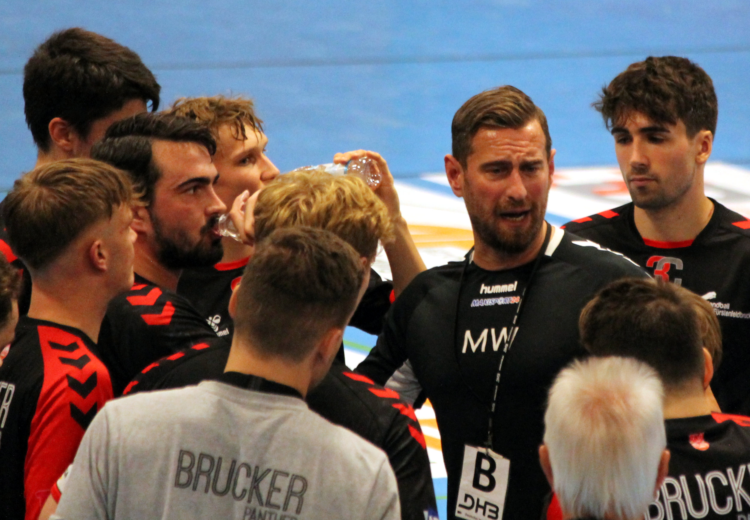 Zwei Teams, ein Ziel | TuS FFB Handball - Handball Made in Fürstenfeldbruck