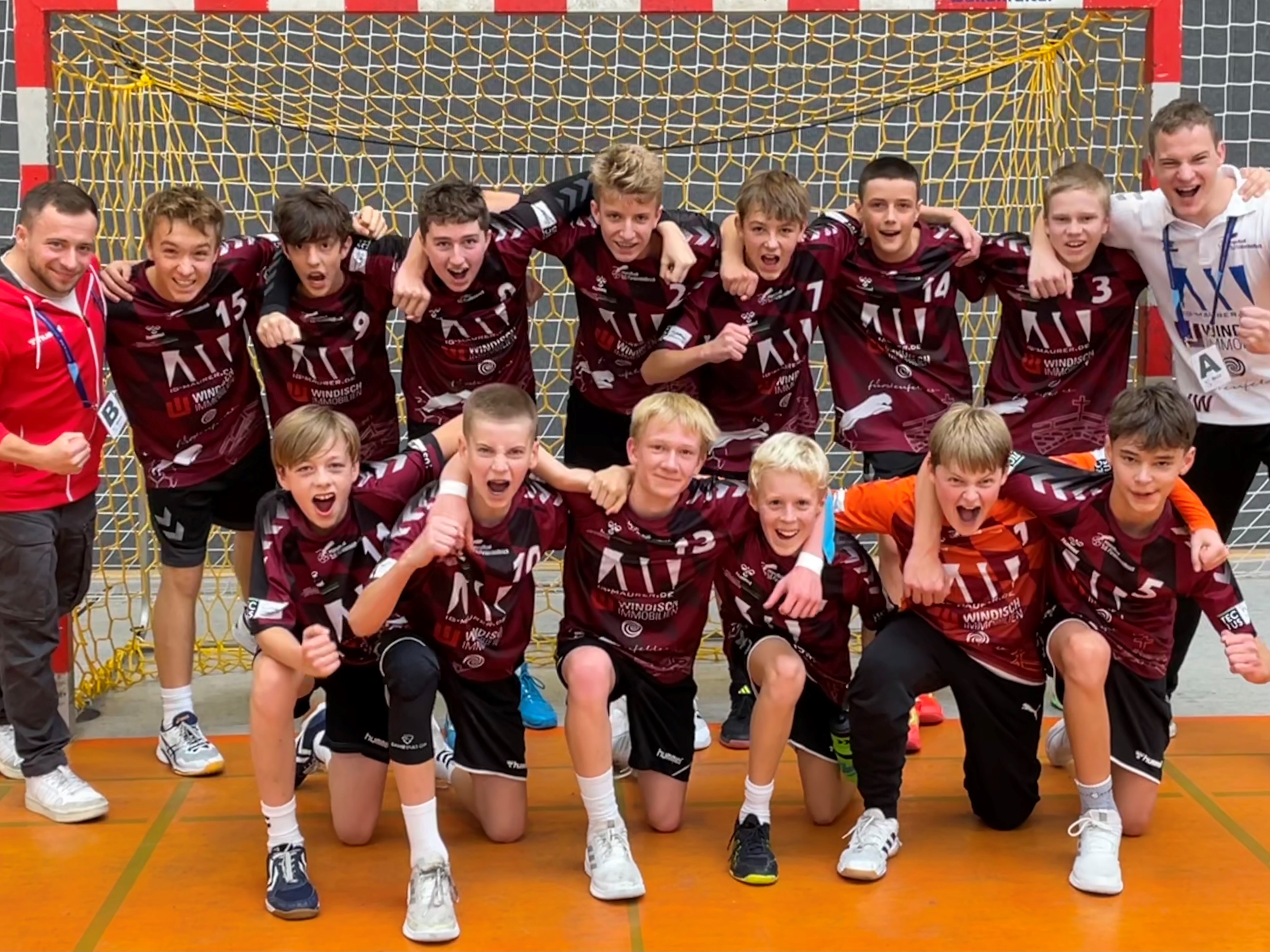 Männliche C-Jugend erkämpft wichtigen Arbeitssieg: Abwehr und ...